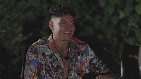 Ve Australia Shore Australia Shore Vino En Bolsa Disfruta La Serie Completa En Paramount Perú