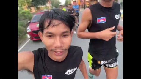 ចេញដំណេីររត់ទៅ សាលា វិទ្យាល័យ ព្រះស៊ីសុវត្ថិ Youtube