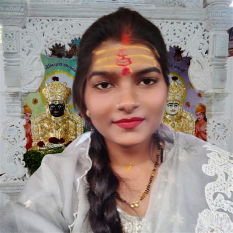 40 Saraswati Mata Photo ज्ञान और कला की देवी का दिव्य स्वरूप