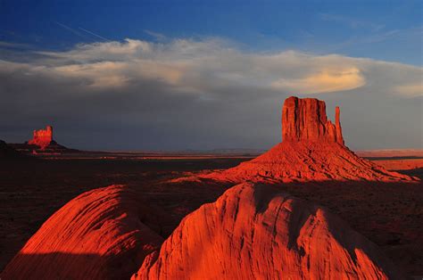 Monument Valley Navajo Tribal Park Wallpapers Wallpaper Cave
