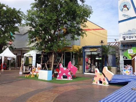 สำรวจพื้นที่การพัฒนาริมฝั่งถนน จรัญสนิทวงศ์