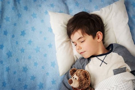 Apa Kamu Takut Tidur Dalam Gelap Padahal Tidur Dalam Gelap Bermanfaat Mengapa Banyak Orang