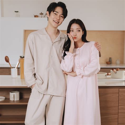 김양리빙 신축성 좋은 프리미엄 후리스 피치 기모 커플 잠옷 겨울 파자마 위시버킷