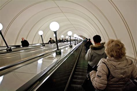 Three years in Moscow: The Metro 1: Mayakovskaya Station