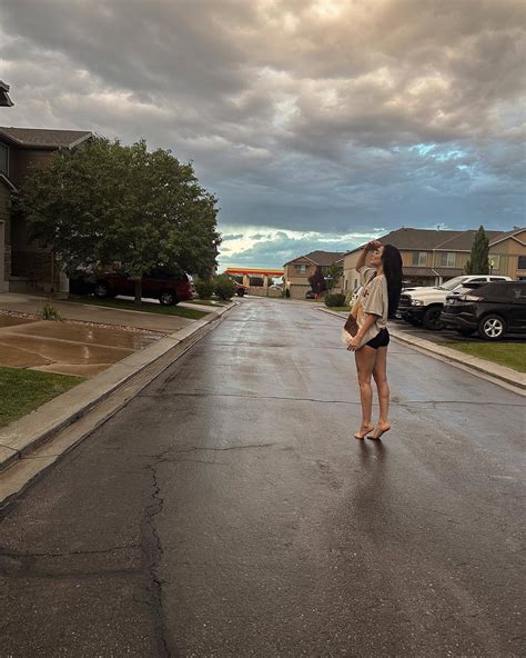 Indiana Massaras Feet