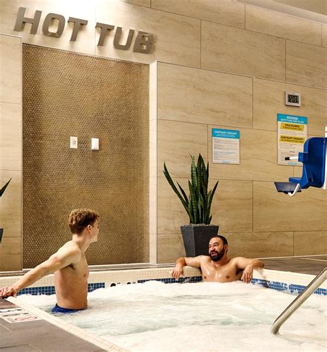 Refresh Contrast Therapy Amenities Eōs Fitness