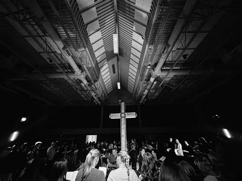 노스웨스트andacts 오늘은 예수 그리스도께서 우리를 위해 십자가에서 돌아가신 날입니다 이날의 고통과 희생은 단순한 역사적 사건이 아니라 우리를 향한 하나님의 깊은