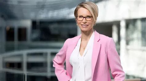 Gsks Emma Walmsley To Step Down As Chief Executive After Eight Years