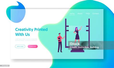 3d 인쇄 또는 적재 제조 기술 웹 사이트 방문 페이지 3d 프린터에서 개발자 엔지니어 스탠드 여성 프로토 타입 생성 웹 페이지