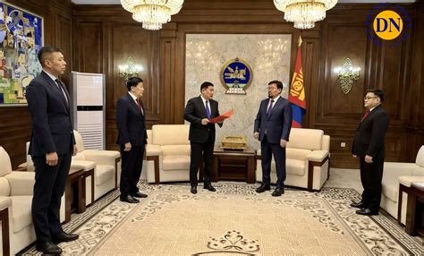 Хот тосгоны болон Шинэ Зуунмод хотын эрх зүйн байдлын тухай хуулийн төслүүдийг өргөн барив Dnn Mn