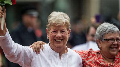 Cheers Greet Delawares First Same Sex Marriage