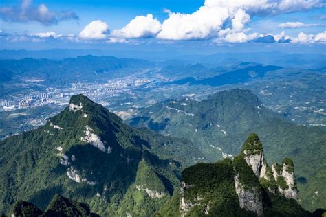 湖南张家界天门山景区 包图企业站