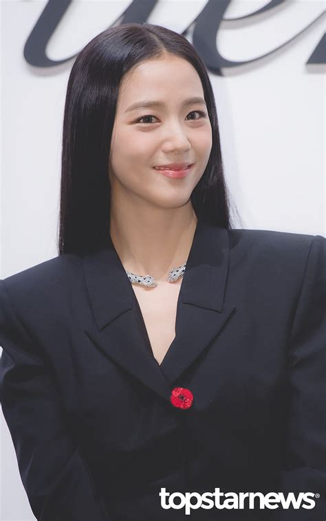 Gee On Twitter Rt Tsnphoto Hd포토 블랙핑크blackpink 지수 ‘러블리 지츄 미소