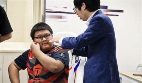 Lol国服官方：全新系统【臻彩藏品】 可展示你的稀有皮肤
