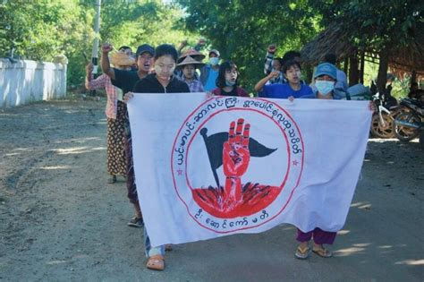 စစ်အာဏာရှင်ဆန့်ကျင်ရေး ချီတက်ခဲ့သည့် ကျေးရွာပေါင်းစုံသပိတ် Bur