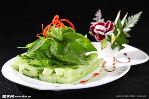 荆芥拌黄瓜摄影图 传统美食 餐饮美食 摄影图库 昵图网