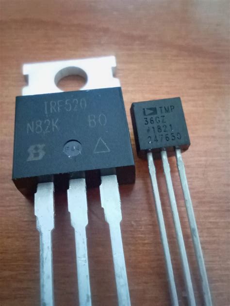 Problems With LCD Showing Random Characters Displays Arduino Forum