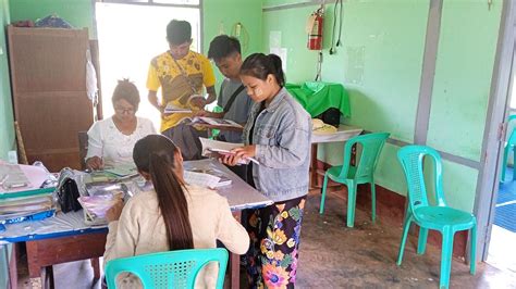 ခိုလမ်တွင် စာအုပ်၊ စာစောင်များ နယ်လှည့်ကွင်းဆင်းငှားရမ်းပေး Information And Public Relations