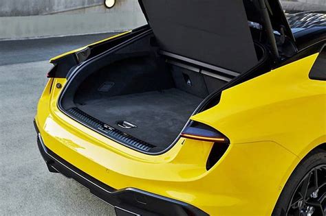 “역대급 주행거리” 하이퍼 Gt 스포츠카 에메야 마침내 550km 주행달성 ‘성공 오토카뉴스