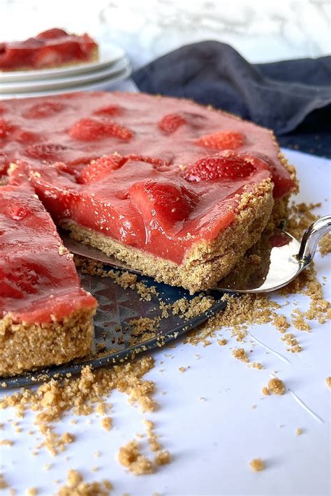 Strawberry Pie With Graham Cracker Crust