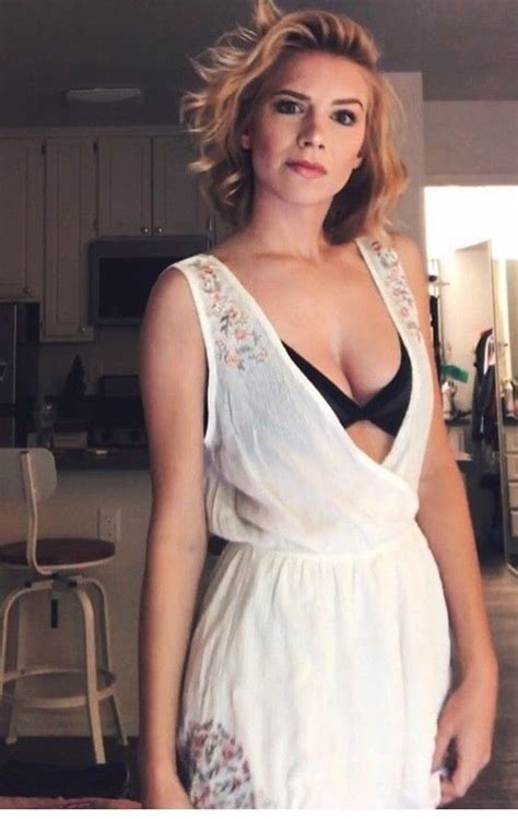 Courtney Miller Looking Fine In Dress Johanneelvelund