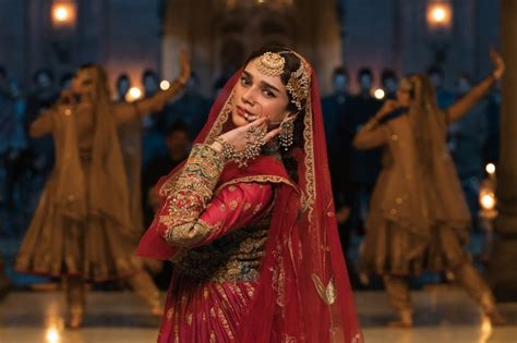 Heeramandi The Diamond Bazaar Cast Who Stars In The Netflix Drama