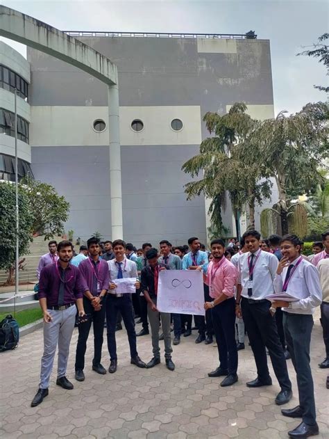 Kunal Pawar On Linkedin Newyear Mbajourney Isbs