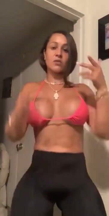 Fit Curves In Her Body Video 2 ThisVid Com
