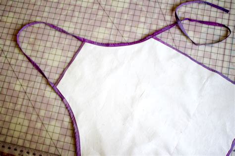 Random Acts Of Color DIY Quick And Easy Craft Apron Or Holiday Apron Or Any Kind Of Apron You