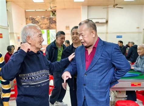 东莞市蔡氏宗亲总会会长蔡永权向长安霄边老人活动中心捐赠一批电动麻将机 蔡氏文化网