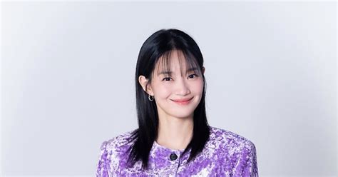 40세 신민아 ♥김우빈과 9년 열애 했는데…결혼 생각 글쎄 중요치 않아 [ten인터뷰]