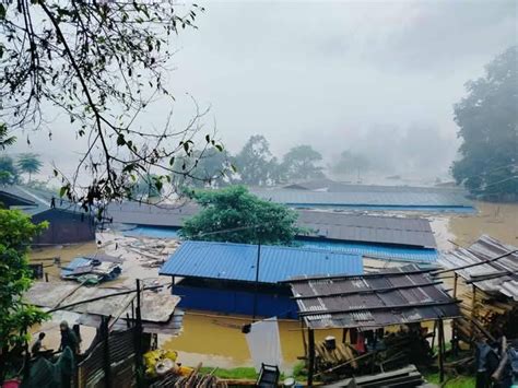 ကောင်း မြတ် ကောင်း မြတ် Added A New Photo