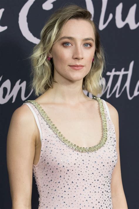 Saoirse Ronan Maria Queen Of Scotland Photocall In Berlin • Celebmafia