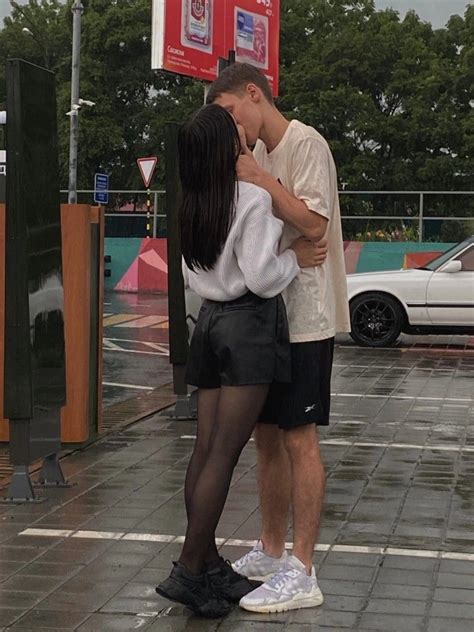 Adl Kullan C N N Love Panosundaki Pin Siyahi K Zlar Siyahiler K Zlar