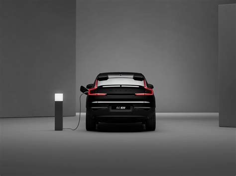 Volvo Ec40 Black Edition Black Electric Crossover Volvo Cars