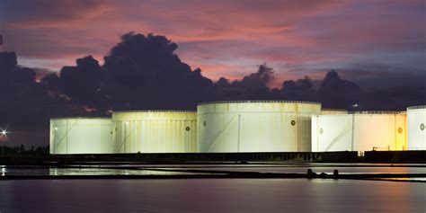 Adnoc Gas Signs 10 Year Lng Sales And Purchase Agreement With Indias Gail