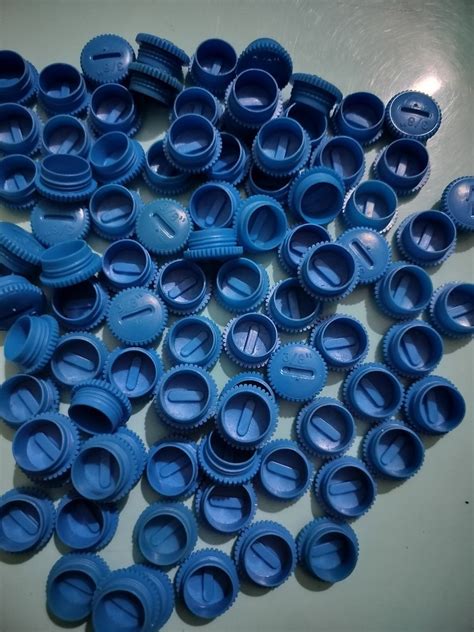 Multicolor Plastic Male Thread Plug Plug Size 1 5 Inches At ₹ 1 20 Piece In Pune