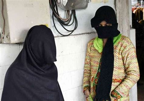 हाईप्रोफाइल सेक्स रैकेट केसः रशियन लड़की ने पुलिस पर लगाए ये गंभीर अारोप