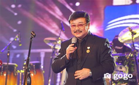 ФОТО Миний дуунууд 2015 д үе үеийн хамтлаг дуучид оролцлоо