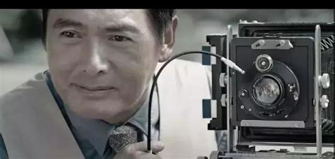 周潤發私藏古董相機曝光，一張鞏俐的照片賣出天價318萬 每日頭條