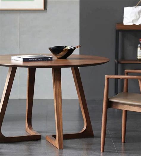 Lumi Round Dining Table