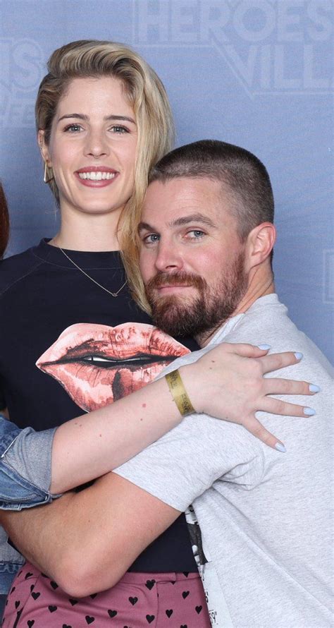 Stephen Amell And Emily Bett Rickards