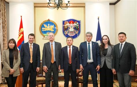 Б Цэцэгийн удирдсан төсөлд АНУ ын мэргэжилтнүүд үнэгүй зөвлөх үйлчилгээ үзүүлнэ гэжээ Updown Mn