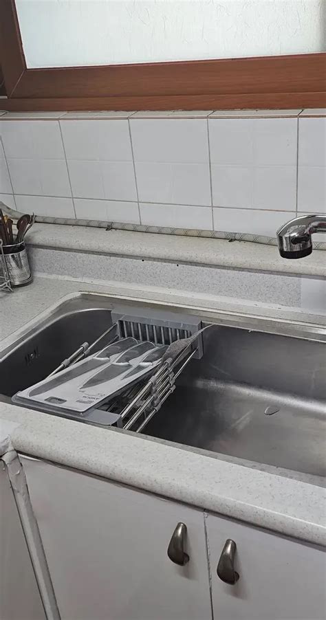 이전 세입자가 오래 거주한만큼 청소할 곳이 많았는데 꼼꼼하게 신경써주셔서 감사했습니다 숨고 숨은고수