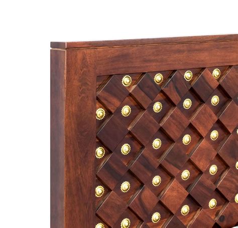 Heritage Queen Size Bed Damro