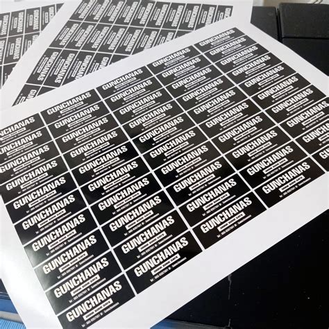 สติ๊กเกอร์พร้อมไดคัท กันน้ำ สติ๊กเกอร์ppแบบมันเงา ฉีกไม่ขาด กันน้ำ ขนาด 5x1 5 Cm ได้ 50 ดวง A4