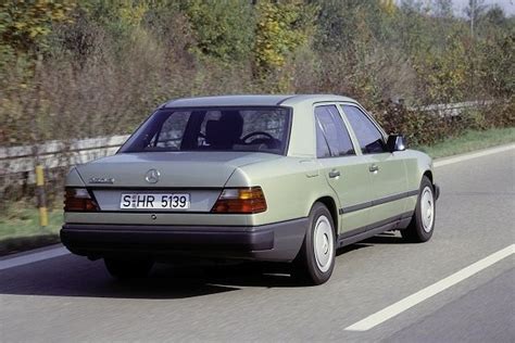 Mercedes Benz V Boot Is 35 Years Old Photos Autojosh