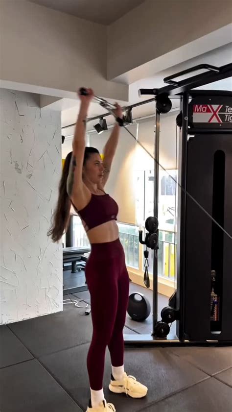 Nefise Karatay Atleta
