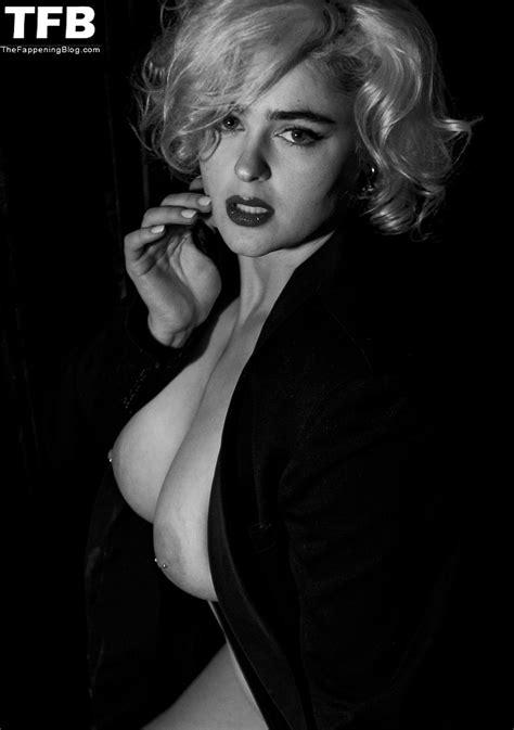 Stefania Ferrario Stefaniamodel Stefaniaferrario Nude Leaks