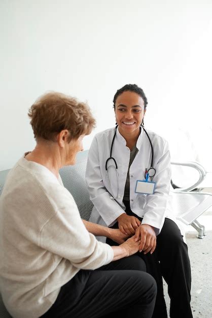 Medico Paciente Feliz Imagens Download Grátis No Freepik